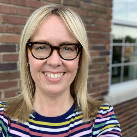 Lisa Knapp's Instagram, Twitter & Facebook on IDCrawl