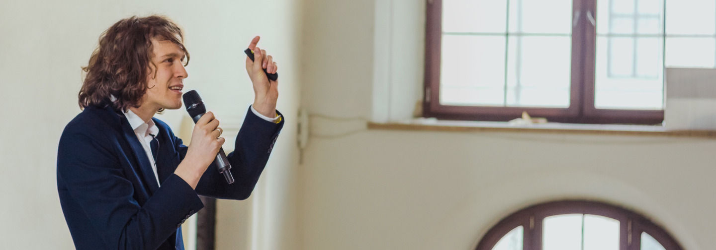 Logotipo De Conrad Caine Don't Look Back: Getting Unstuck And Moving