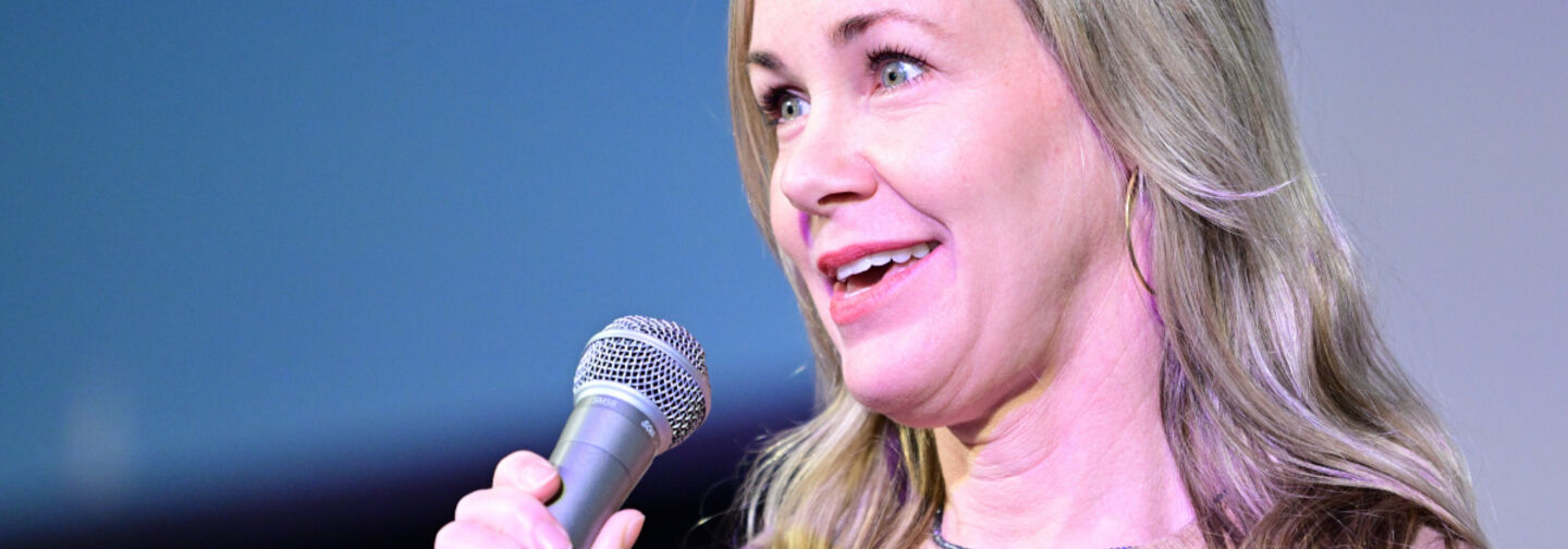 Erica Saunders | Rise with Erica Saunders | CreativeMornings/TUC