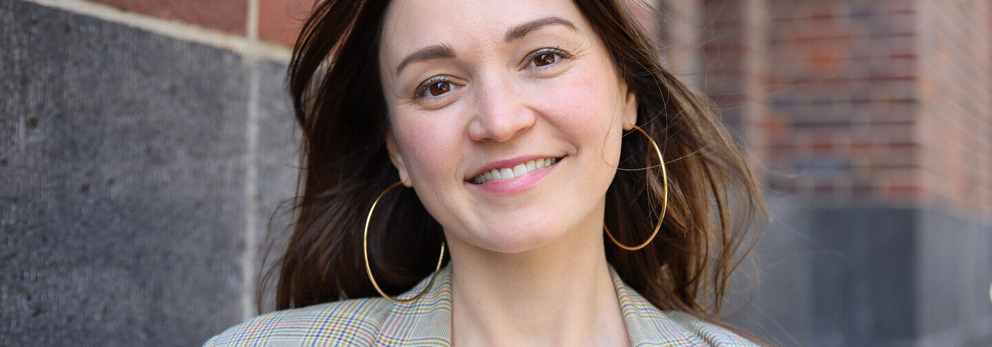 Angelique Hinz | Making sense of all those feelings - emotional ...