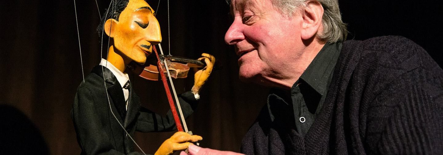 Bója Šulc | Hidden puppet artist | CreativeMornings/PRG