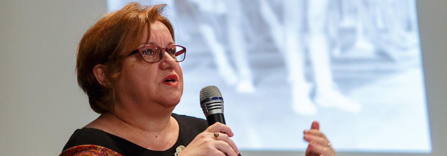 Corina Șuteu | Lessons on humility | CreativeMornings/BUC