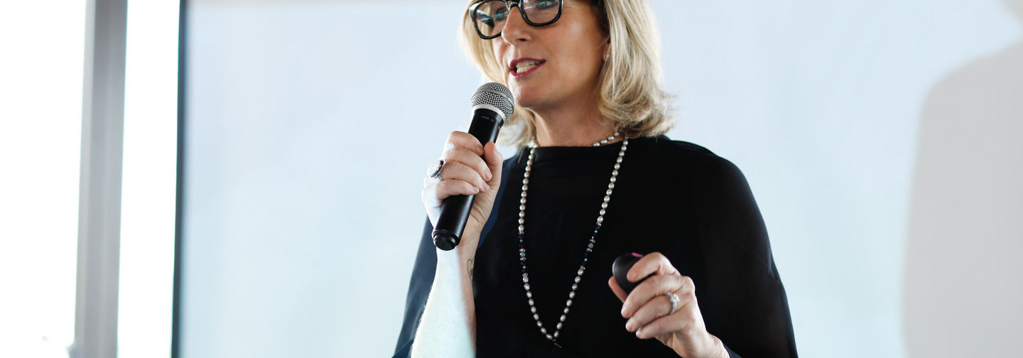 Vicki Saunders | Q&A with Vicki Saunders | CreativeMornings/NYC