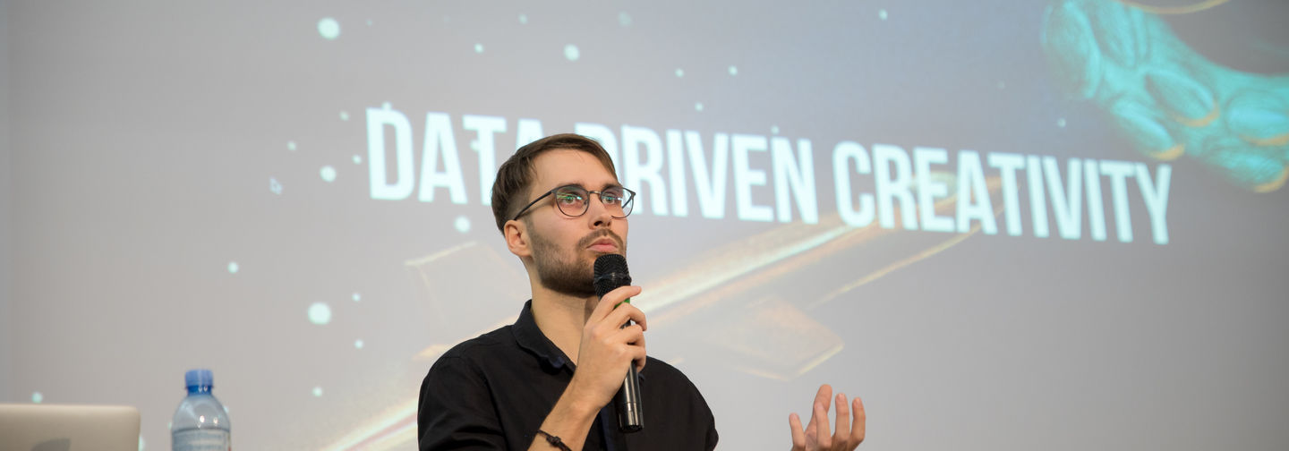 Airidas Janušauskas | Is context important in communication ...