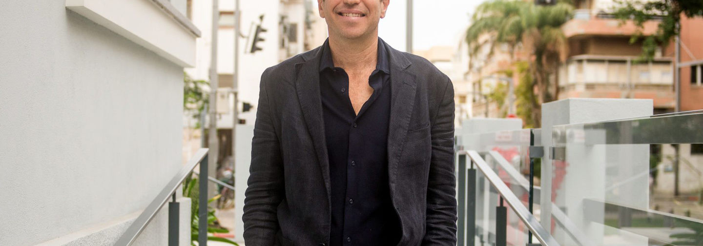 Roy Gordon | Architecture, Morality, and the City Dweller ...