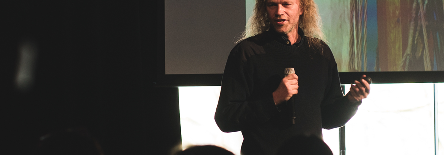 Arjen van der Veen | Beyond the Horizon | CreativeMornings/AMS